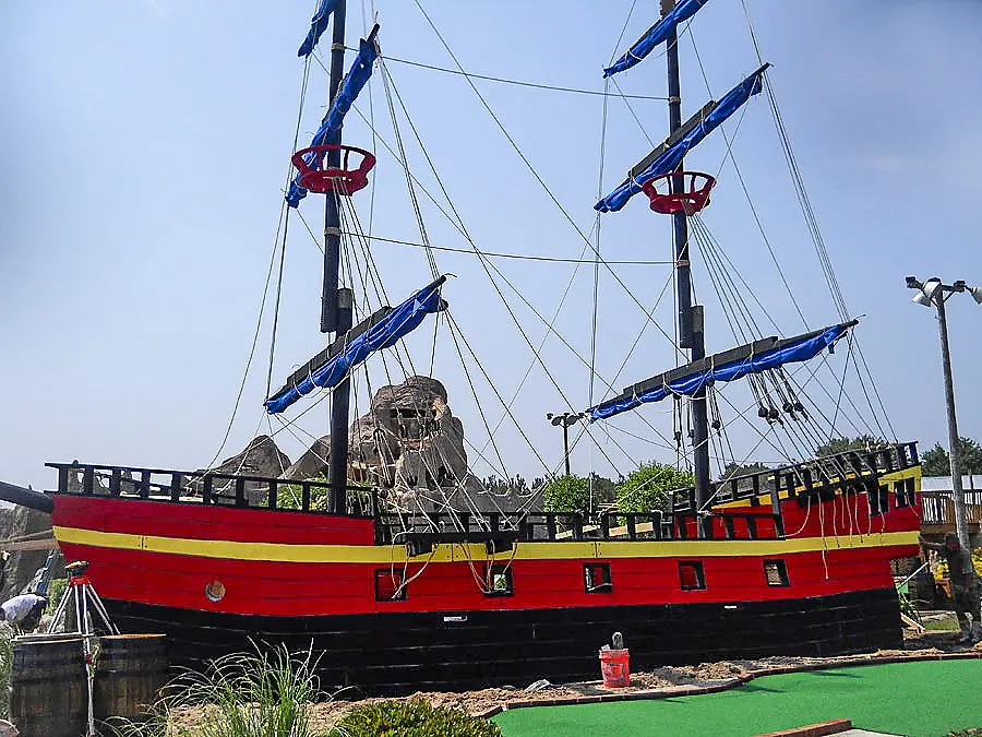 Lost Treasure Golf Deals & Promos - KillDevilHills.com